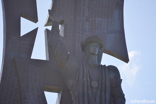 La Estatua de Cristobal Colón - ZeePuertoRico.com