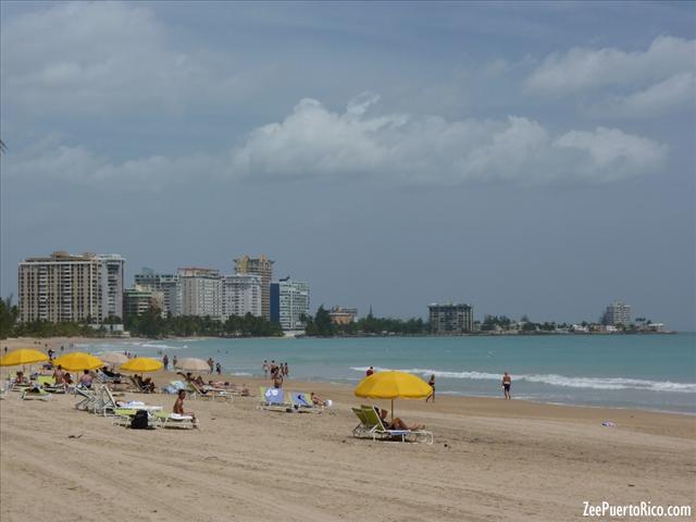 Playa de Isla Verde - ZeePuertoRico.com