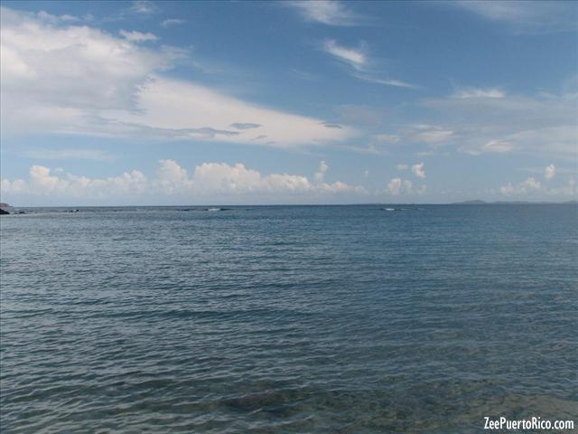 Playa Melones - ZeePuertoRico.com