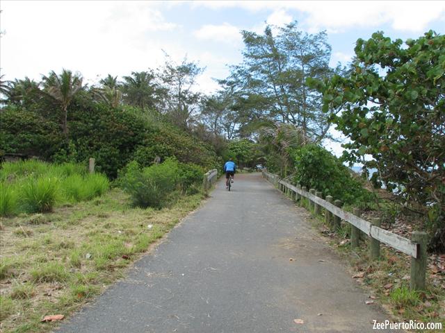 ZeePuertoRico.com - Piñones Boardwalk