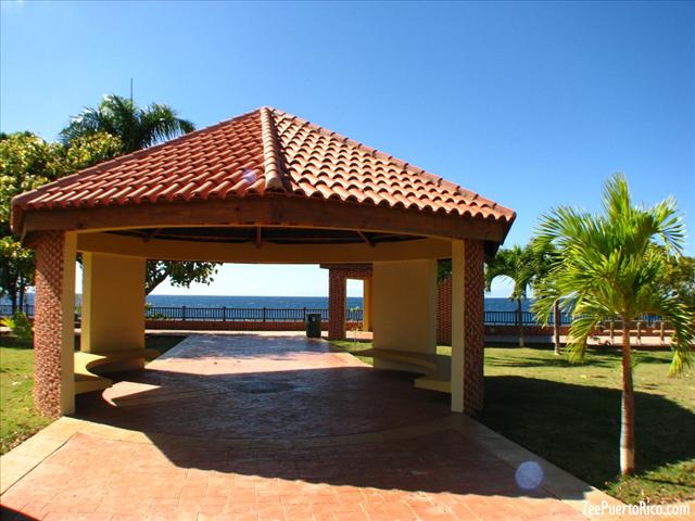 El Faro de Rincón - ZeePuertoRico.com