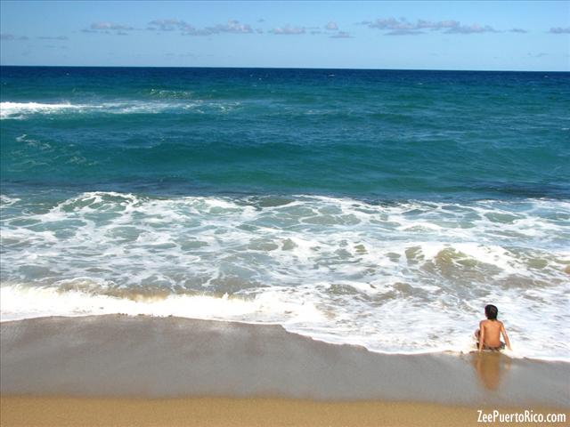 Playa Sandy - ZeePuertoRico.com