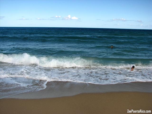 Playa Sandy - ZeePuertoRico.com