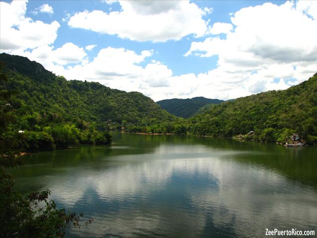 Lago Dos Bocas - ZeePuertoRico.com