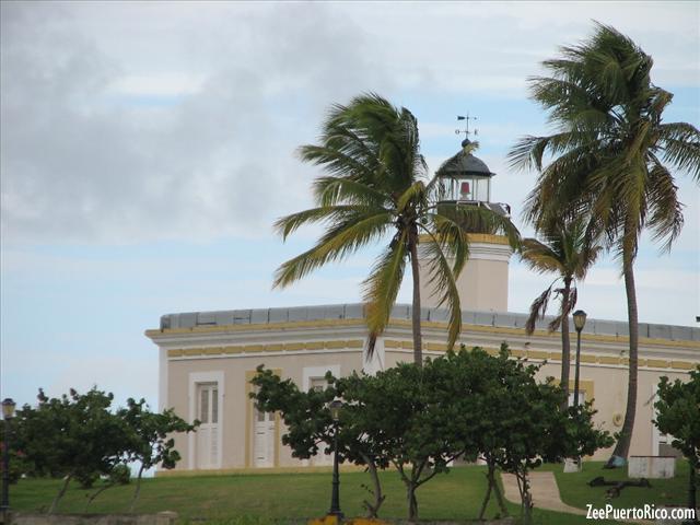 Faro Punta Mulas - ZeePuertoRico.com