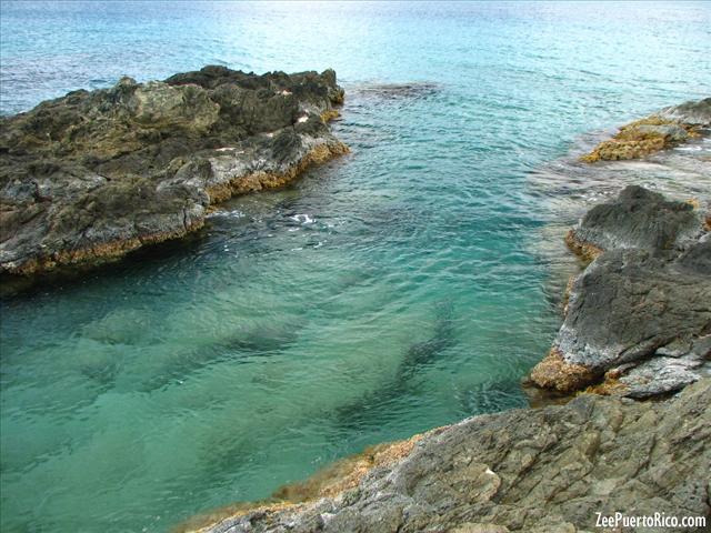 Playa el Gallito - ZeePuertoRico.com